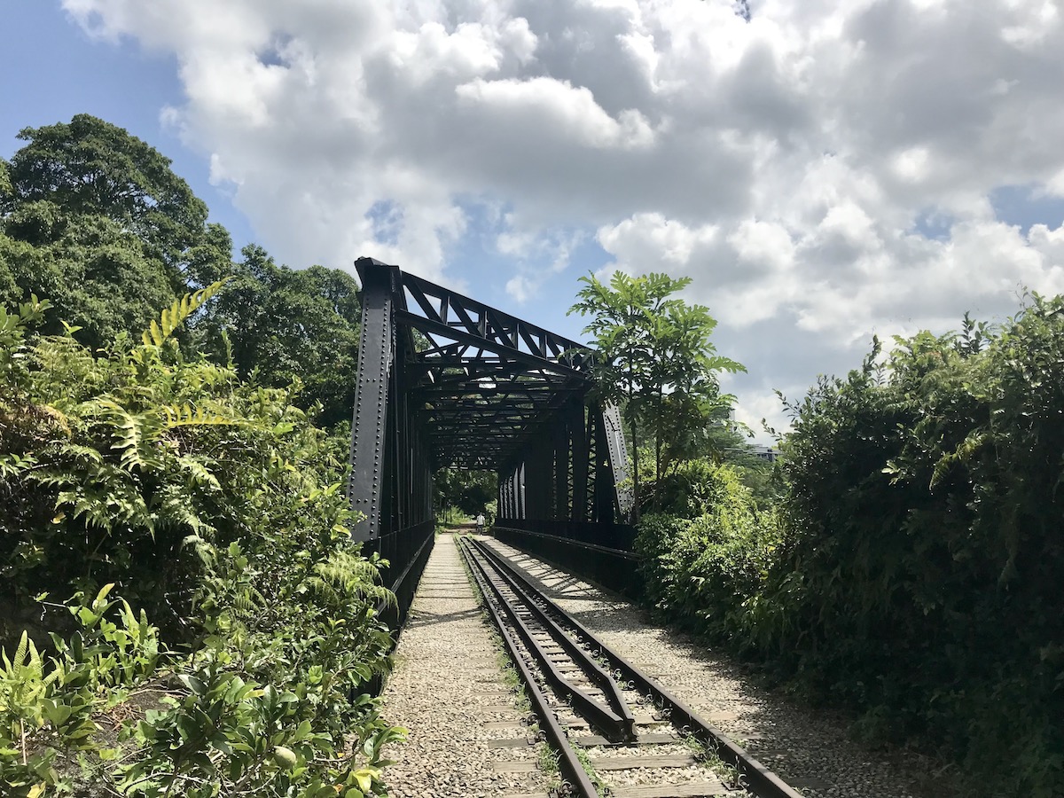 Hiking the Rail Corridor in Singapore – a Nick in Time